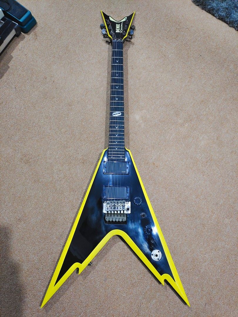 Dean Dime Razorback V255 for Sale or Swap, Hobbies & Toys, Music ...