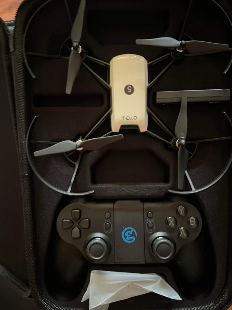 DJI tello *RUSH*, Photography, Drones on Carousell