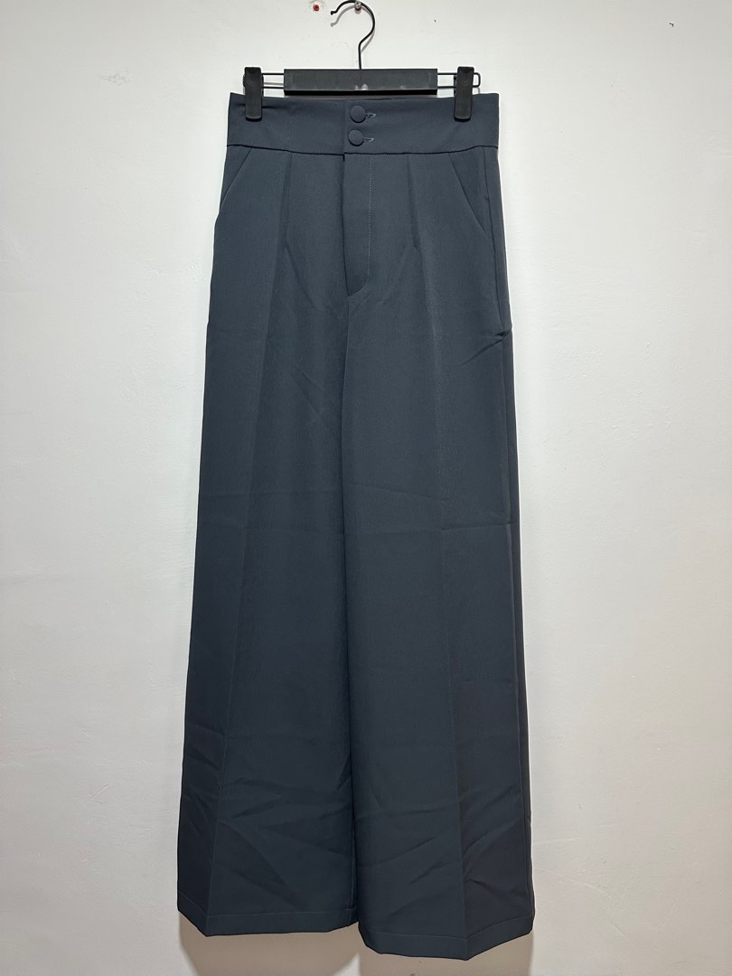 FKC DEBBIE PANTS, Women's Fashion, Bottoms, Other Bottoms on Carousell
