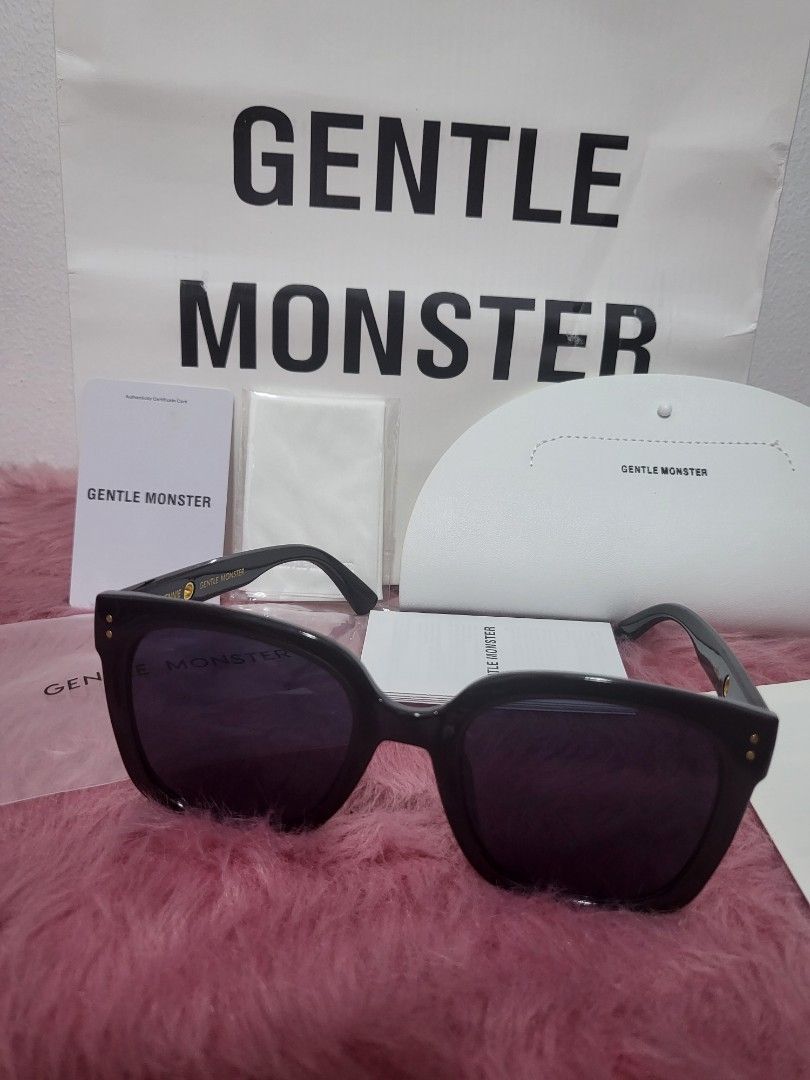 Gentle Monster Her01, Women's Fashion, Watches & Accessories ...