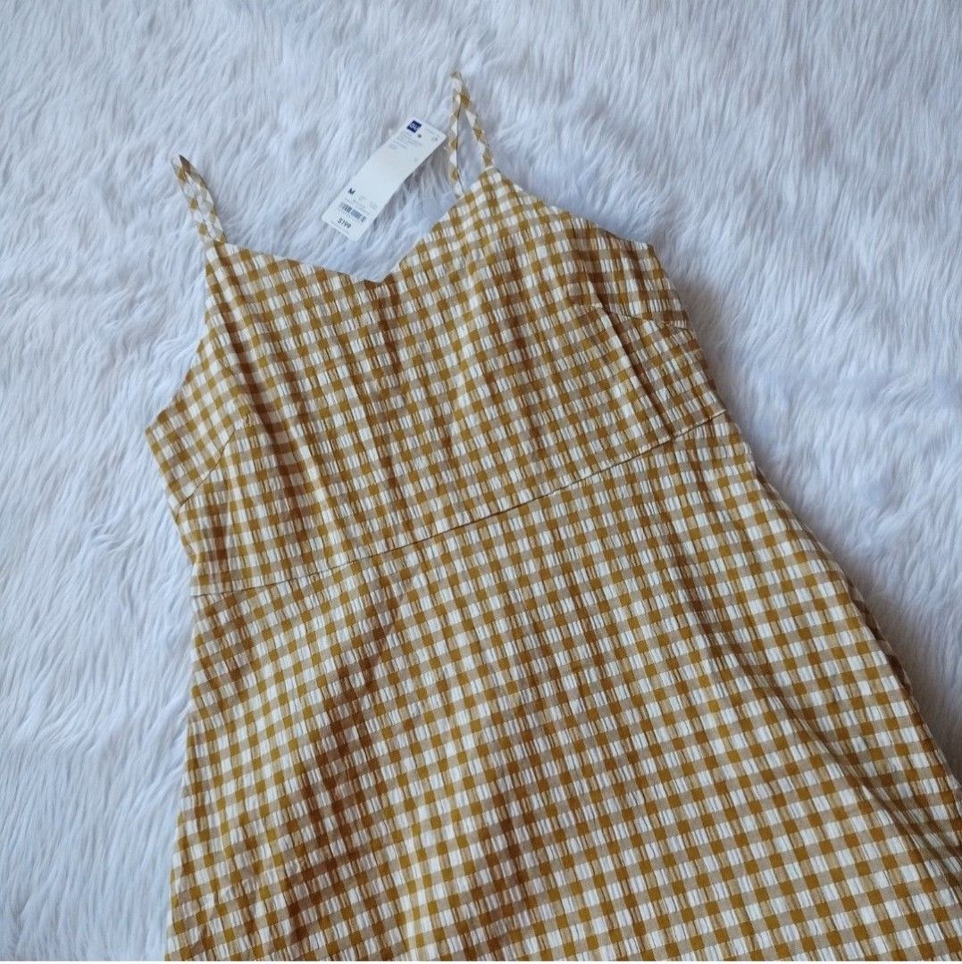 GU by Uniqlo gingham tiered dress on Carousell