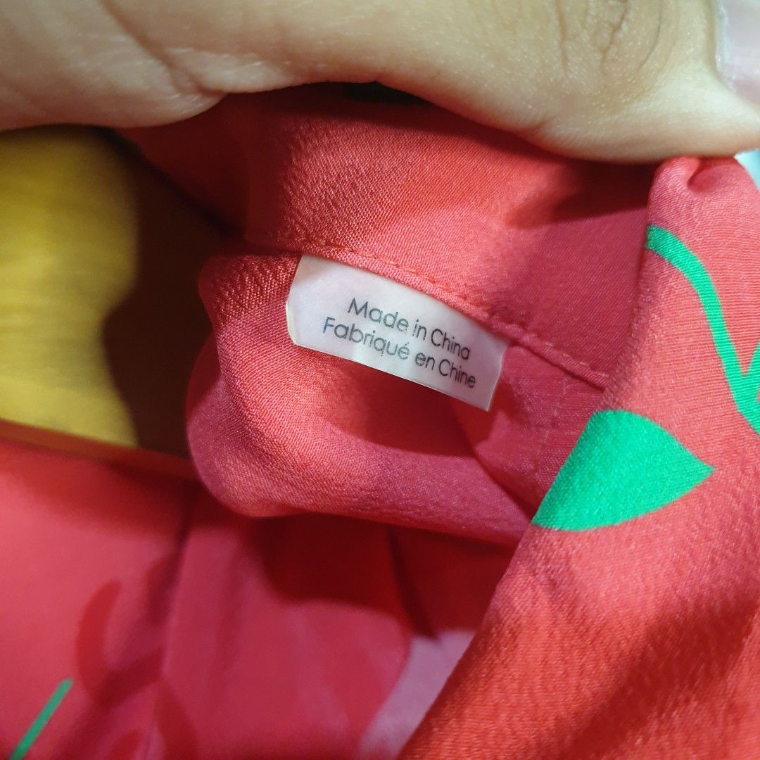 GUCCI GG BERRY, Luxury, Apparel on Carousell