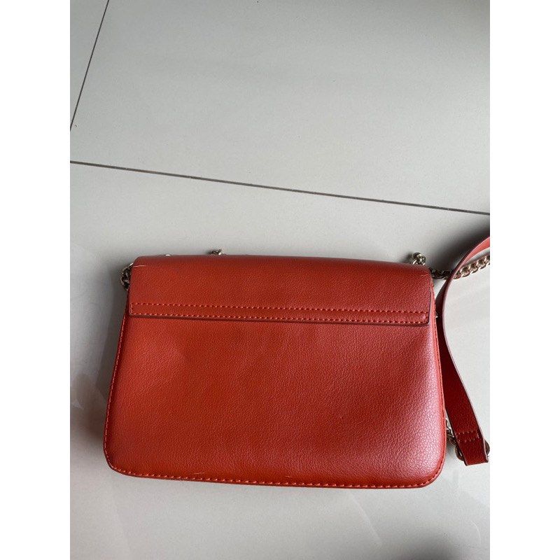#HpIdaman Hnm Slingbag Brick Original, Fesyen Wanita, Tas & Dompet di ...