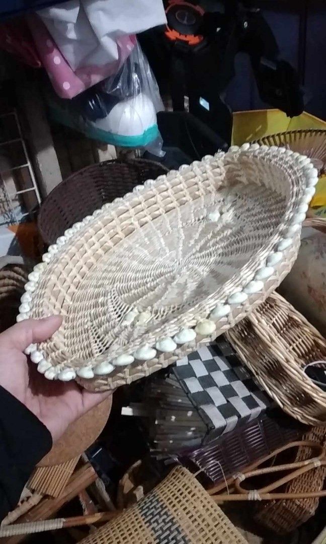 JAPAN NATIVE RATTAN FRUIT BOWL WITH SEA SHELL ACCENT, Furniture & Home ...