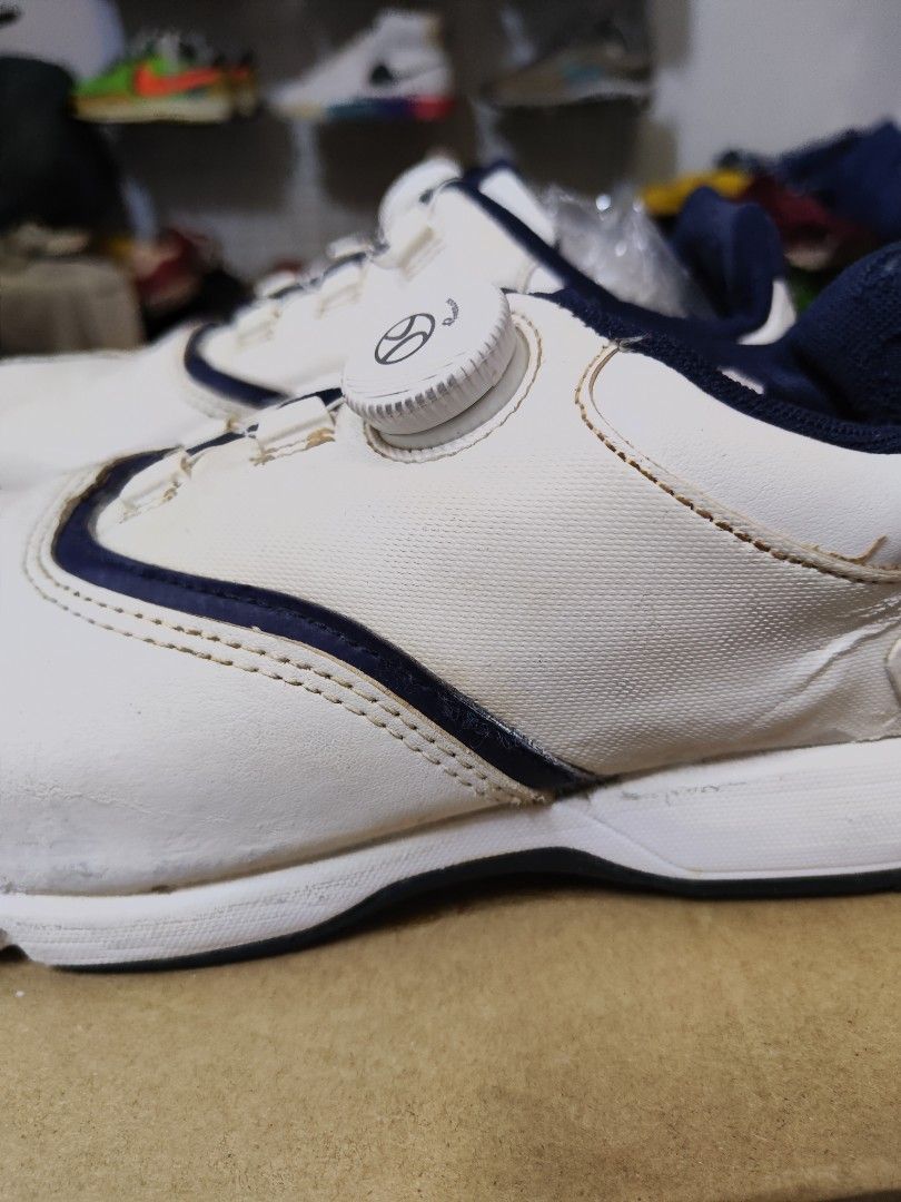 Kasut golf boa system, Men's Fashion, Footwear, Sneakers on Carousell
