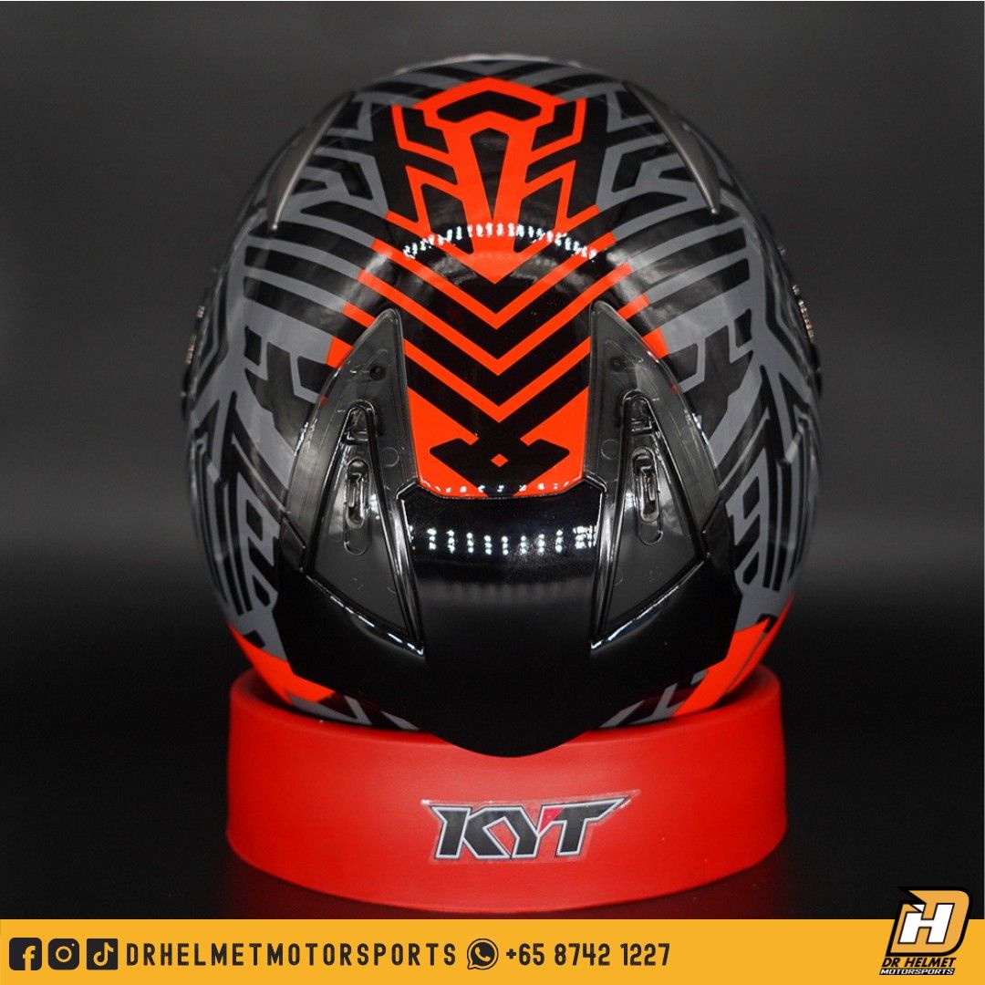 KYT Helmet Hellcat Neon Red (PSB Approved), Motorcycles, Motorcycle ...