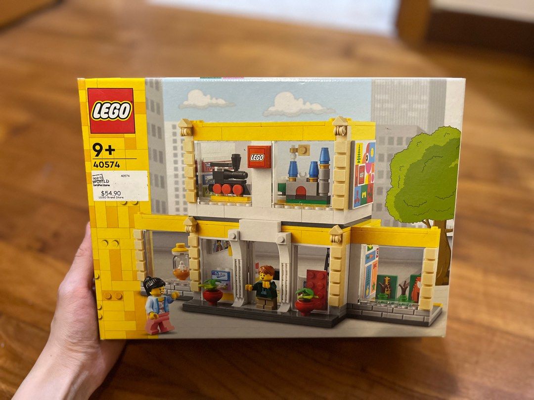 LEGO 40574 Lego Brand Store set, Hobbies & Toys, Toys & Games on Carousell