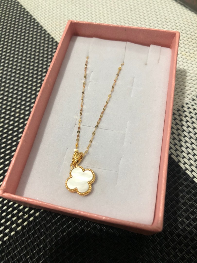 lightweight vca dancing chain on Carousell