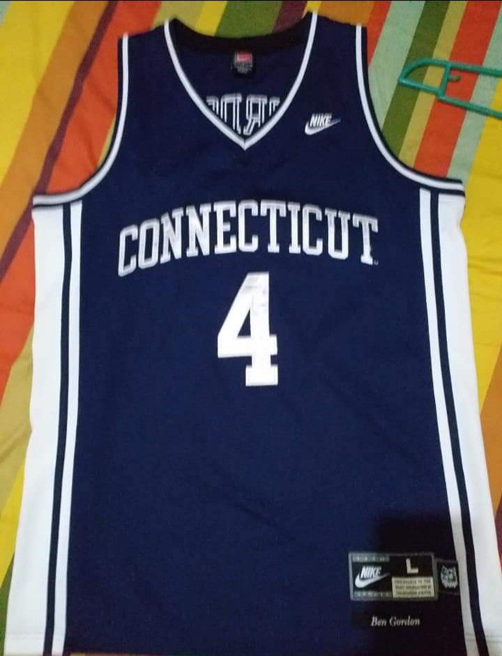 Nike Connecticut Jersey on Carousell