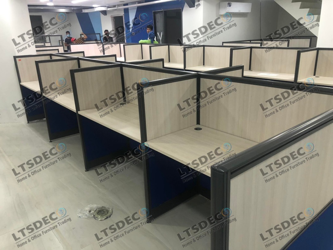 OFFICE PARTITION WORKSTATION BPO TABLE FURNITURES on Carousell