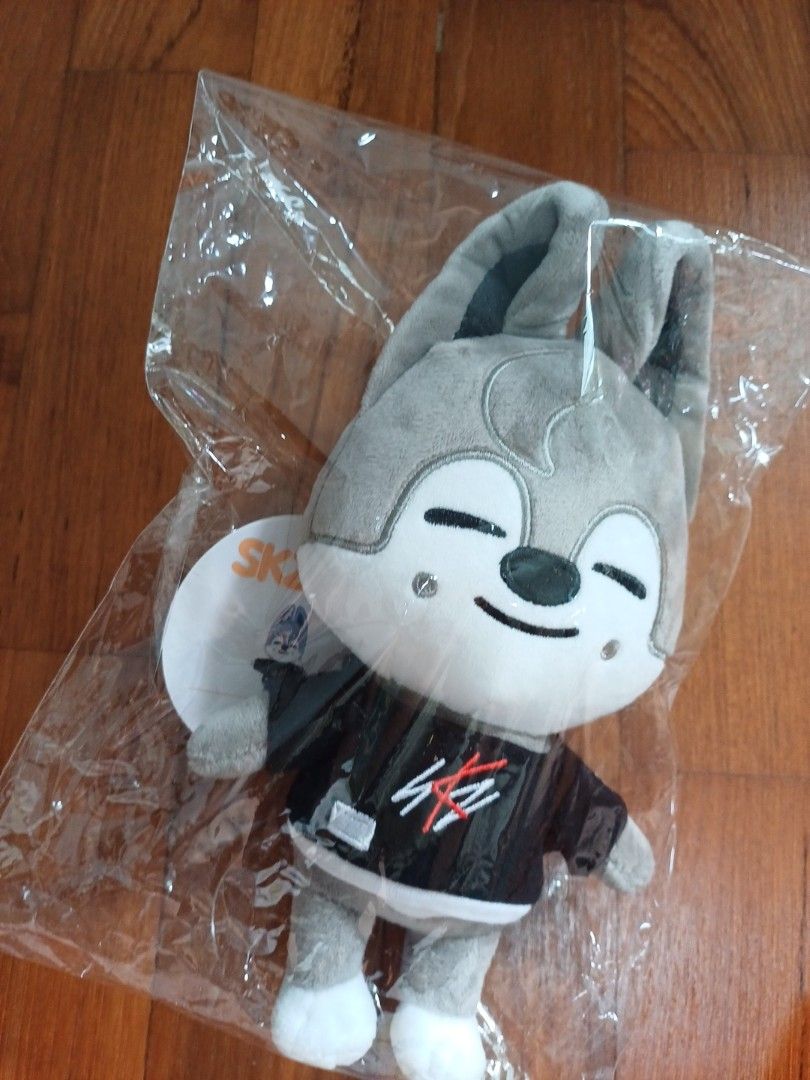 Official Skzoo wolfchan 20cm plush, Hobbies & Toys, Memorabilia ...