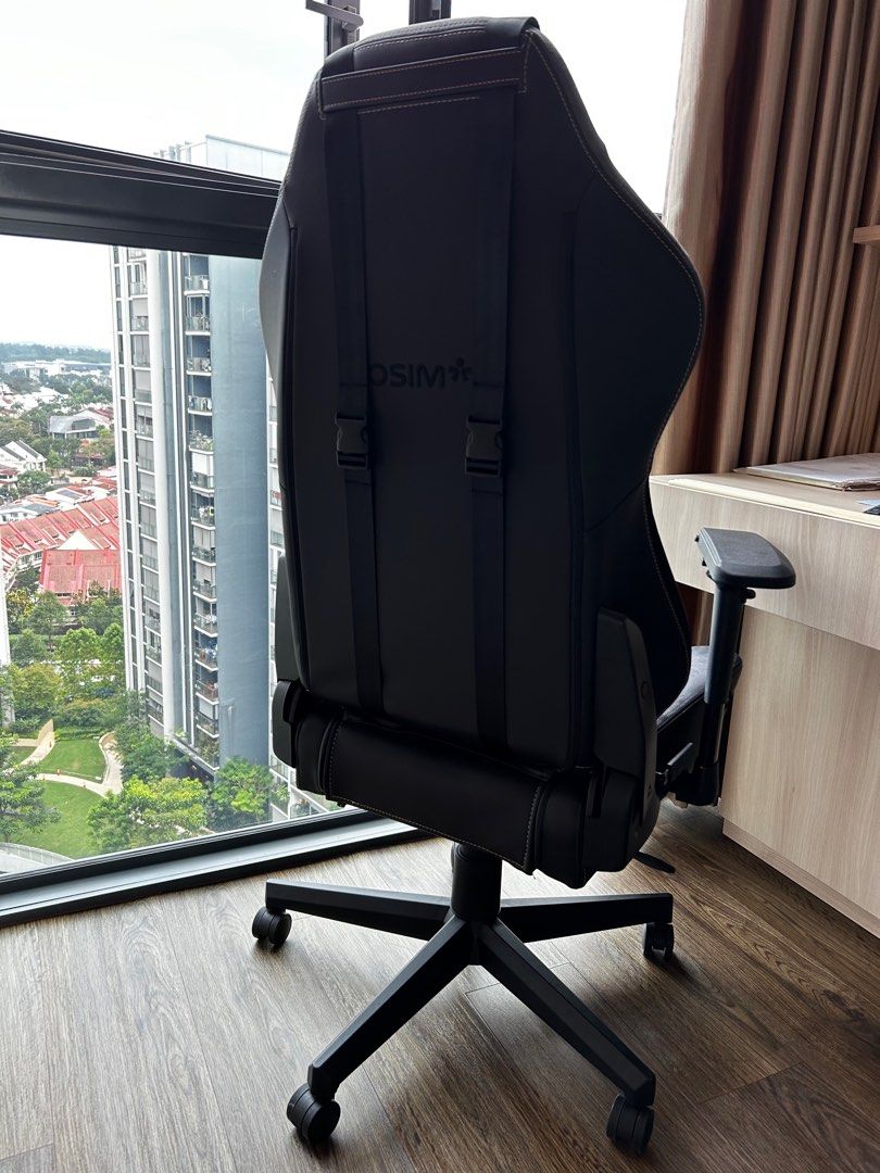 OSIM uThrone S Gaming Massage Chair Black, Furniture & Home Living ...