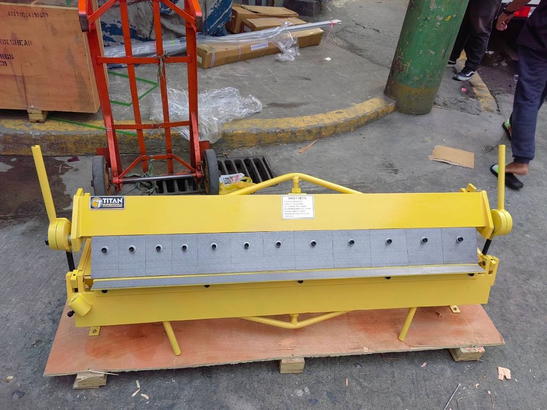 Pan and Box Break Bender, Commercial & Industrial, Industrial Equipment ...