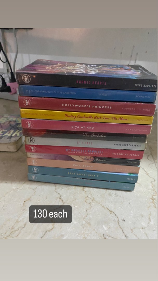 Pre loved pop fiction books on Carousell