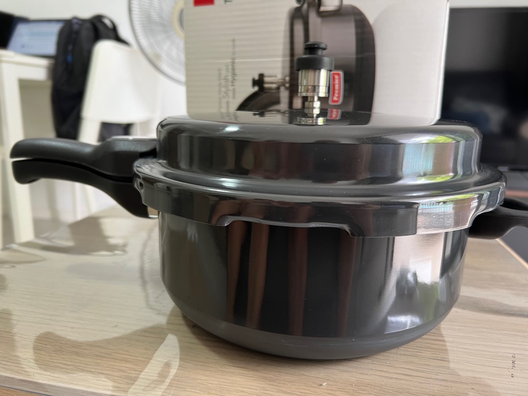 Premier Cooker 6Litre GV, TV & Home Appliances, Kitchen Appliances ...