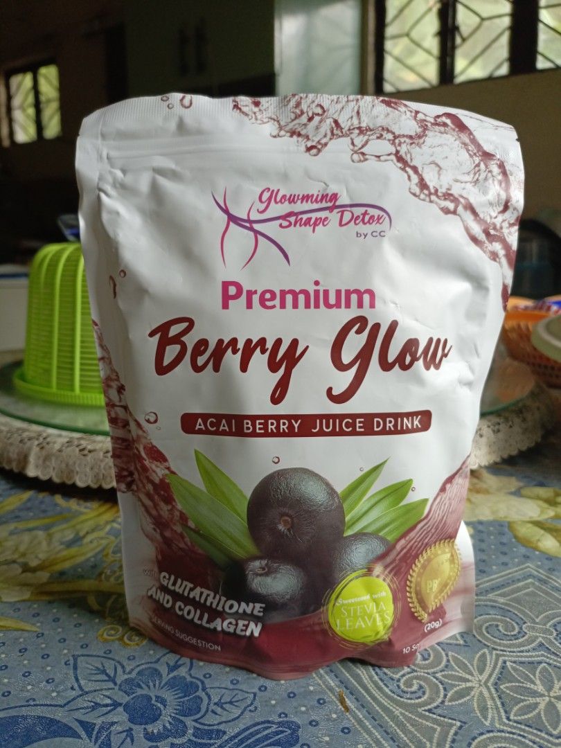 Premium Berry Glow Acai Berry Juice Drink on Carousell