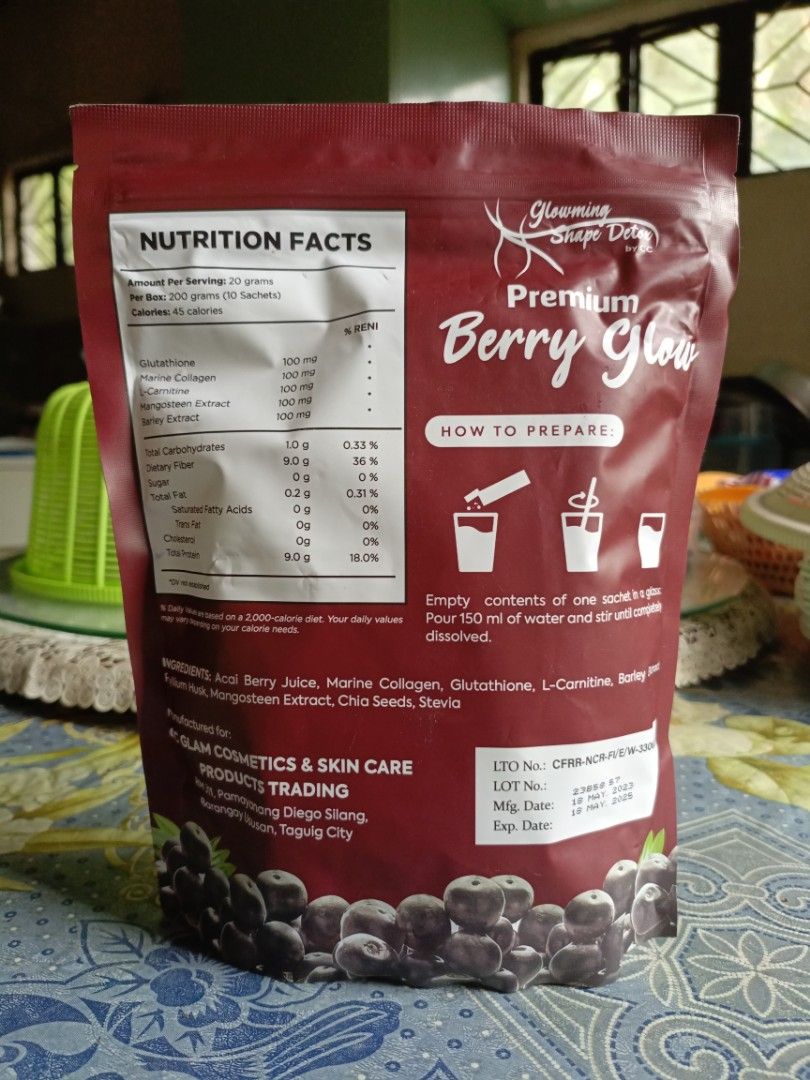 Premium Berry Glow Acai Berry Juice Drink on Carousell