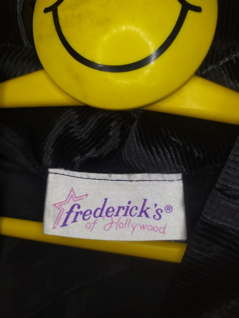 Rare Vintage Frederick's Of Hollywood Black Robe, Women's Fashion, New ...