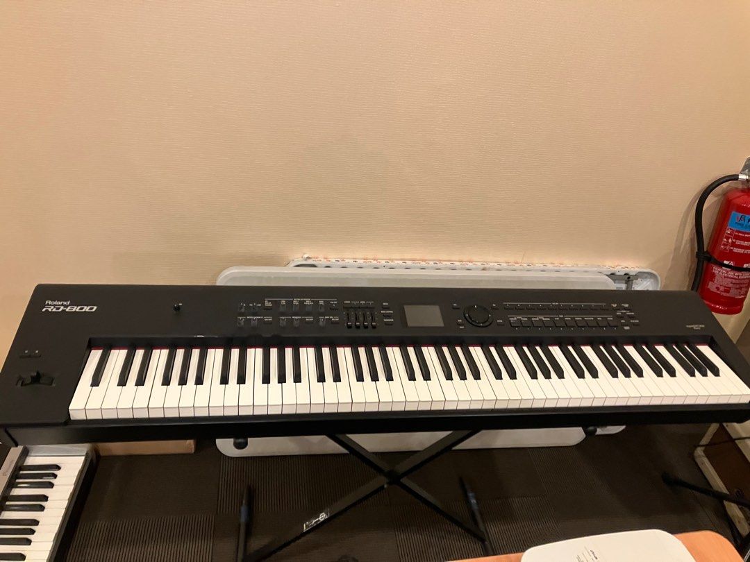Roland RD800 Keyboard, Hobbies & Toys, Music & Media, Musical ...