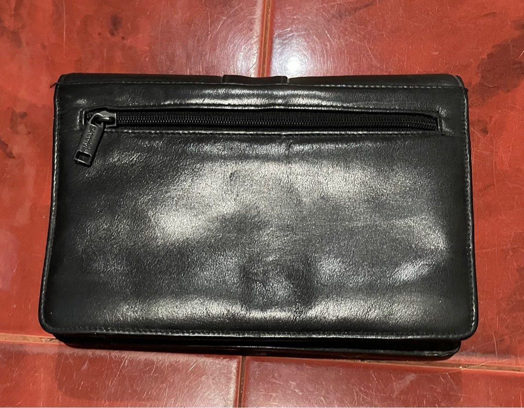 Satchi Briefcase, Men's Fashion, Bags, Briefcases on Carousell