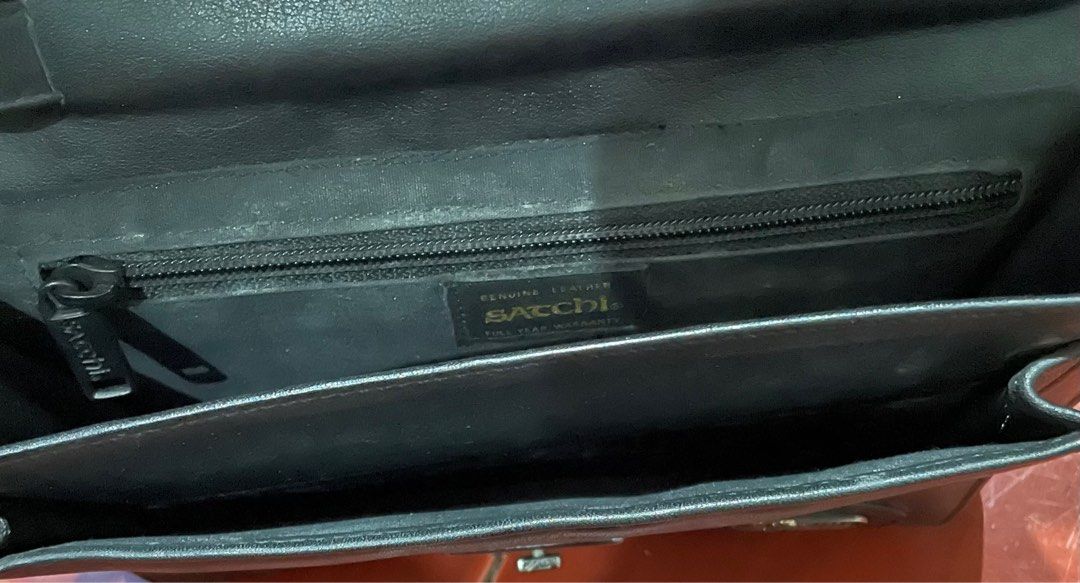 Satchi Briefcase, Men's Fashion, Bags, Briefcases on Carousell