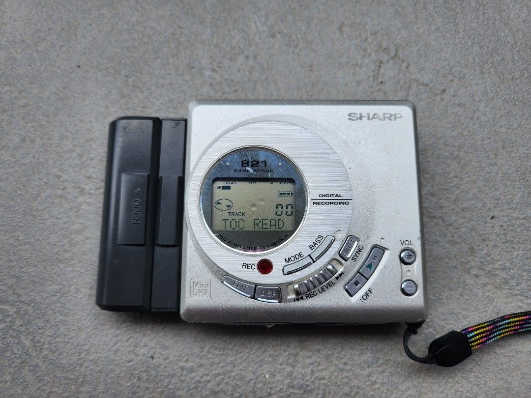 Sharp md mt821 walkman minidisc player 懷舊 vintage classic y2k, 音響器材, 音樂播放裝置 MP3及CD Player ...