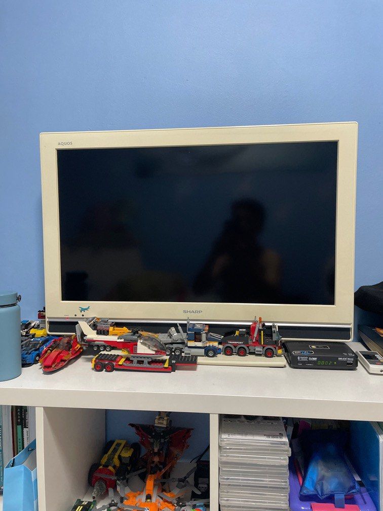 Sharp tv, TV & Home Appliances, TV & Entertainment, TV on Carousell