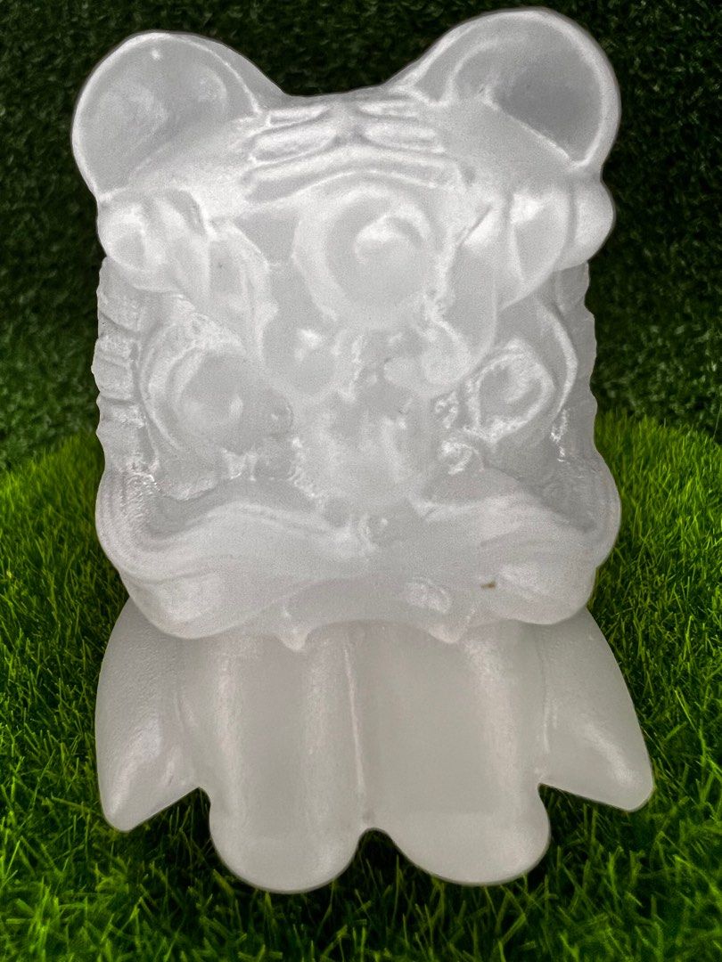 She Tai Cui- Bing yue Guang Xing shi tiger display (佘太翠冰月光）, Women's ...