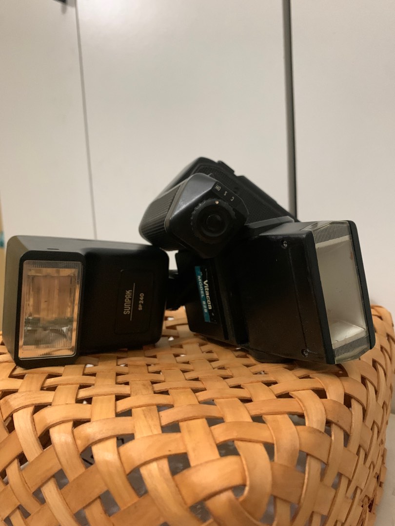 Shutter and Flash, Photography, Lens & Kits on Carousell