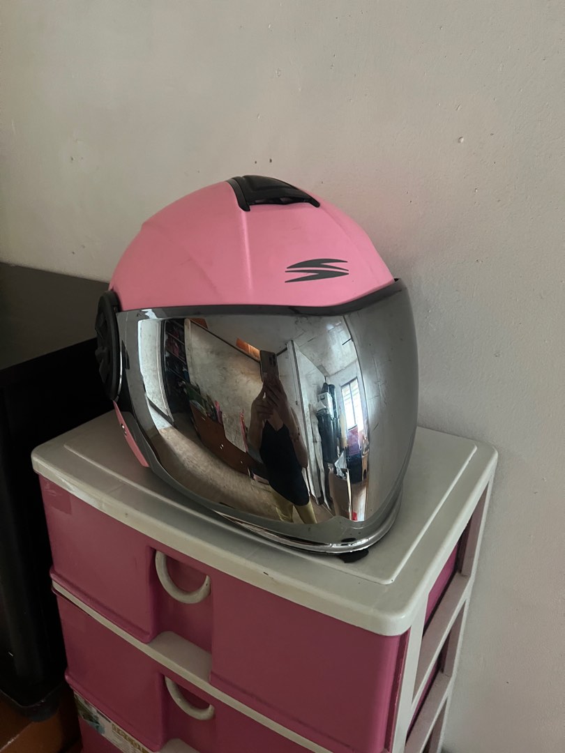 Spyder half face helmet (bubblegum pink), Motorbikes, Motorbike Parts ...