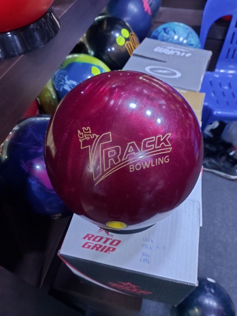 Track Tundra Fire 12 lbs, Sports Equipment, Sports & Games, Billiards ...