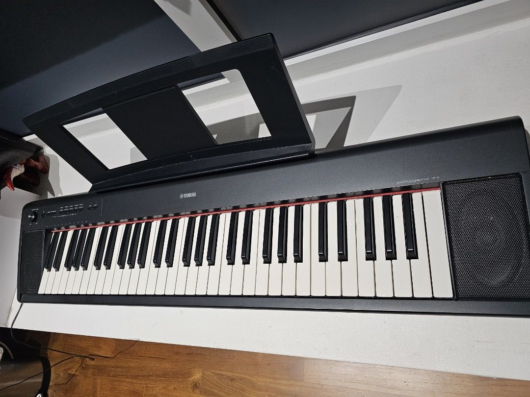 Yamaha keyboard Piaggero NP-12, Hobbies & Toys, Music & Media, Musical ...