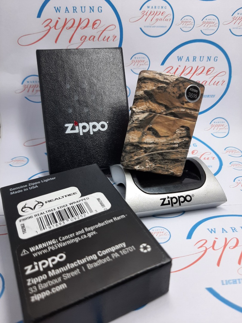 ZIPPO REALTREE EDGE WRAPPED 29896, Antik, Pajangan di Carousell
