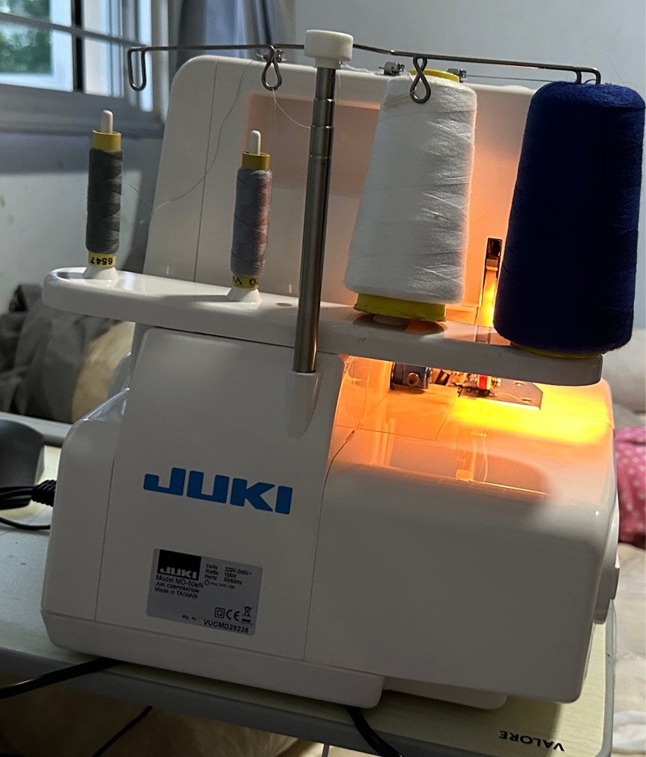 3/4 Thread Juki MO-50eN Serger Overlocker Overlocking Machine, TV ...