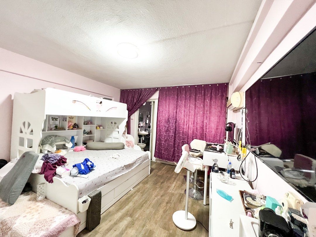 690 Hougang Street 61 Hougang Spring, Property, For Sale, HDB on Carousell