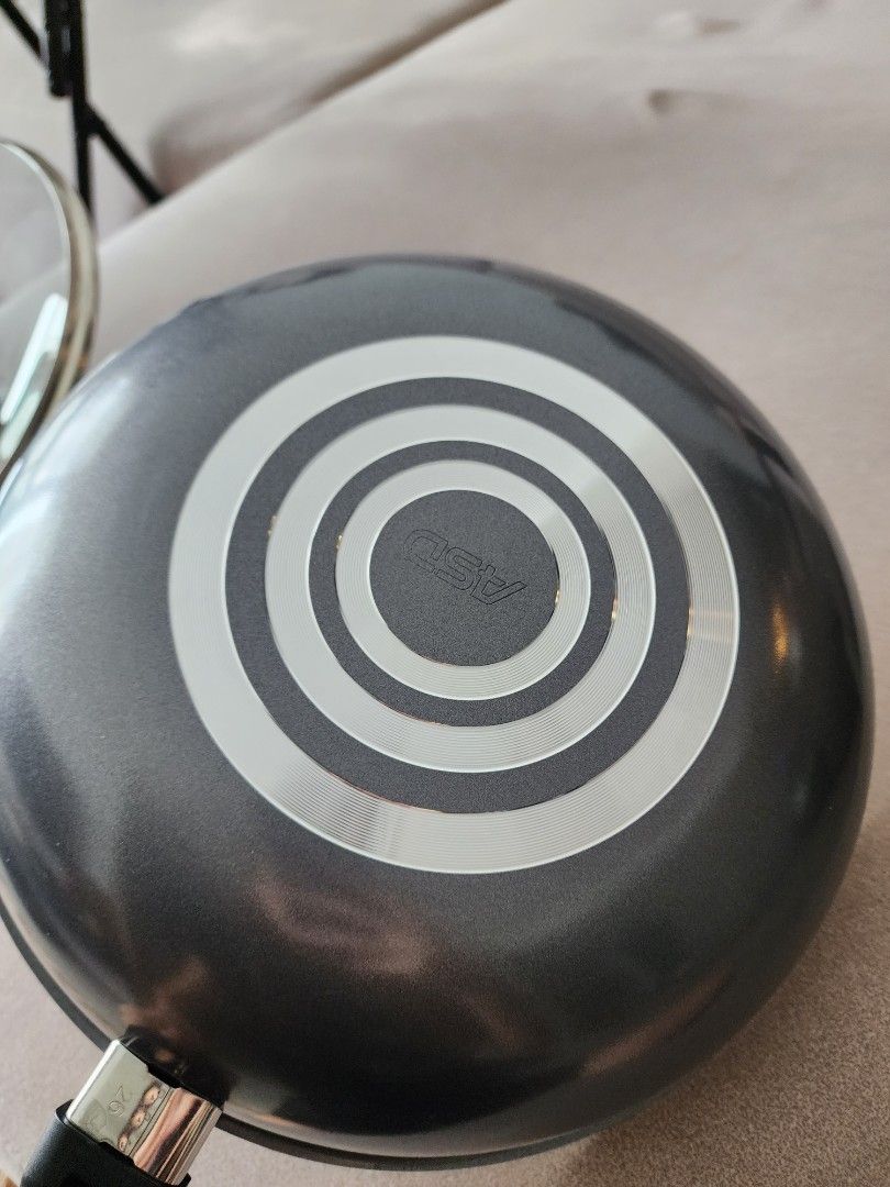 ASD frying wok pan 30cm, Furniture & Home Living, Kitchenware ...