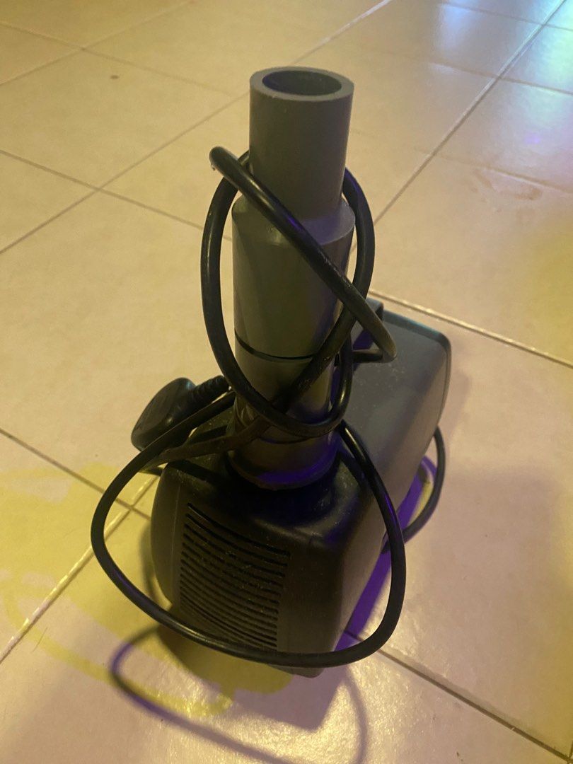 Astro 9000 pump, Pet Supplies, Homes & Other Pet Accessories on Carousell