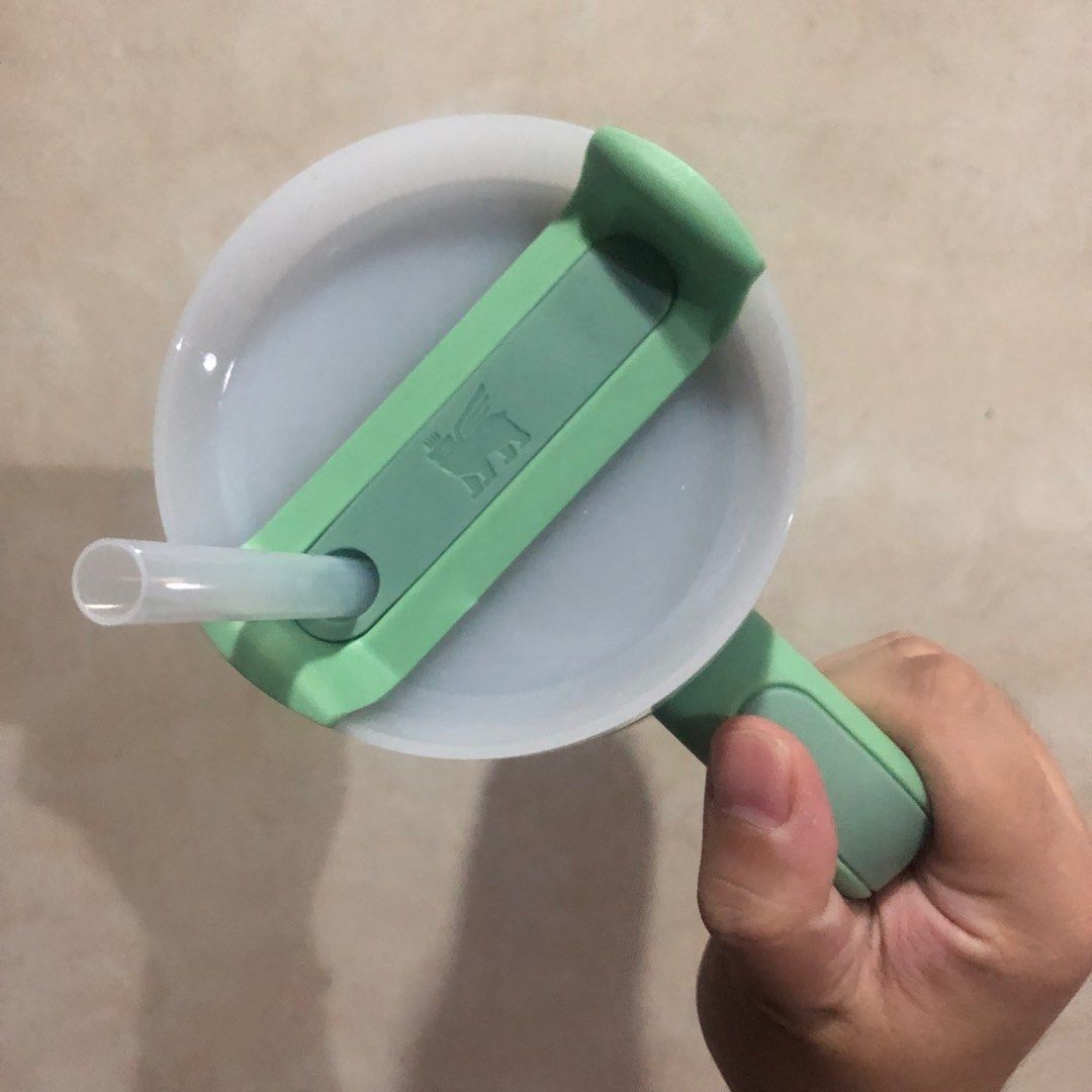 BRAND NEW AUTHENTIC STANLEY 40oz Quencher in JADE on Carousell