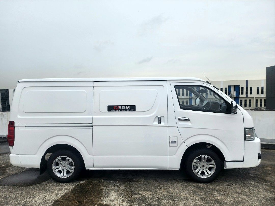 Brand New Higer H5F EV VAN, Cars, Commercial Vehicles, New on Carousell
