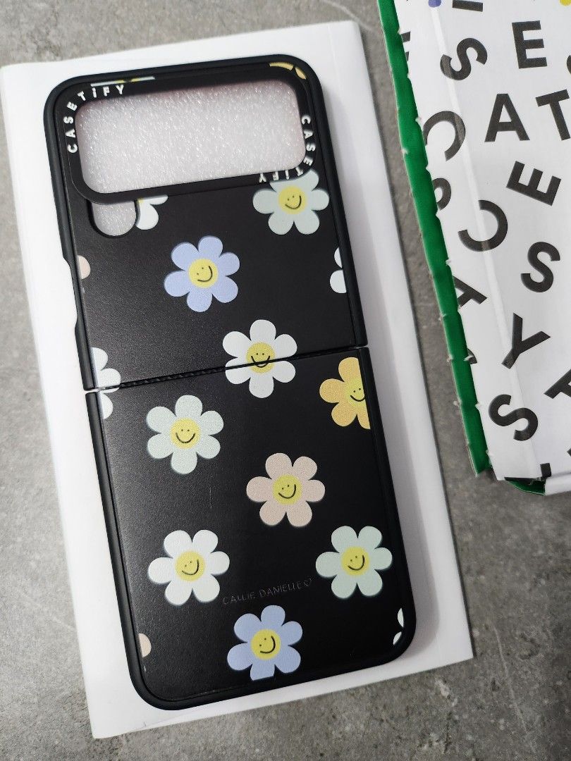CASETIFY cover for Z flip 4, Mobile Phones & Gadgets, Mobile & Gadget Accessories, Cases ...