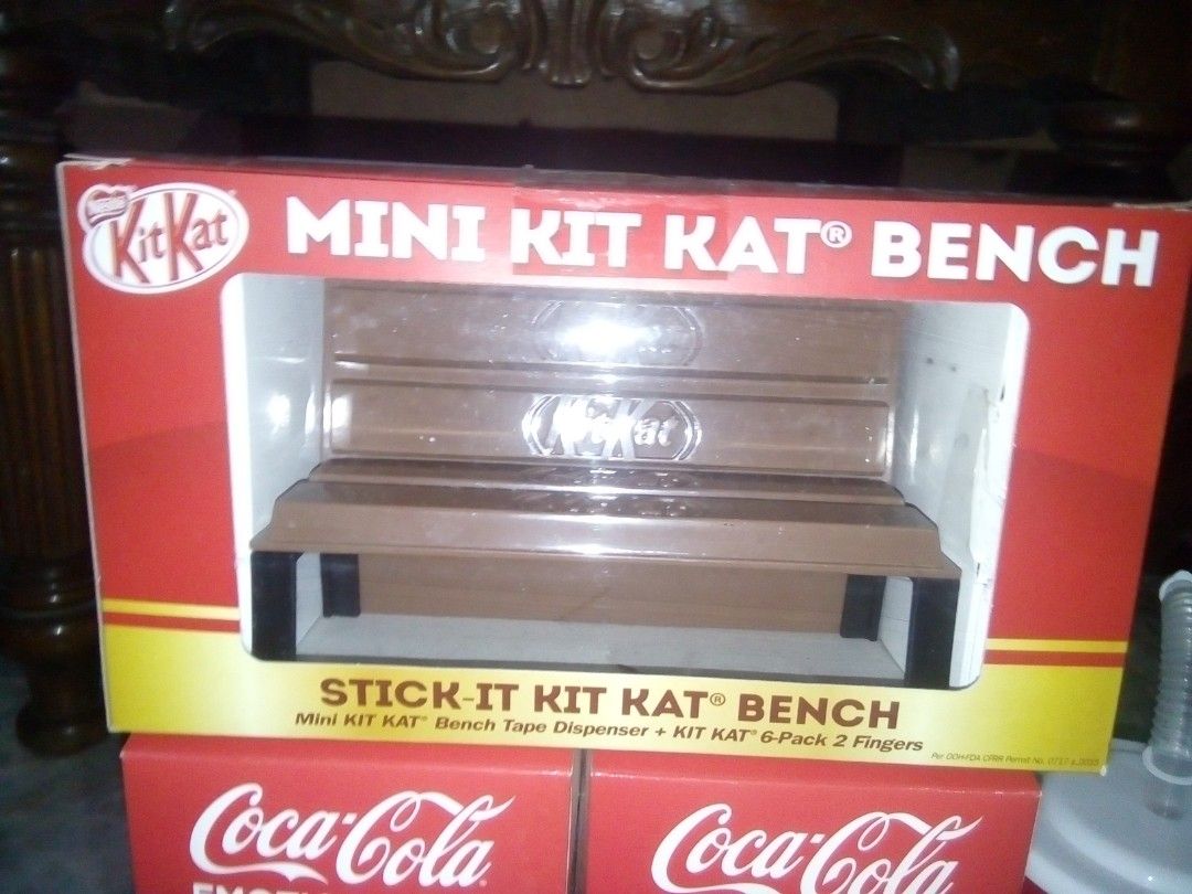 Coca cola tumblers and kitkatbench, Hobbies & Toys, Memorabilia ...