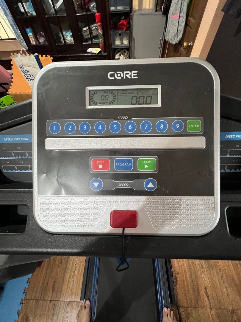 Core Motorized GT-65 Treadmill, Sports Equipment, Exercise & Fitness ...