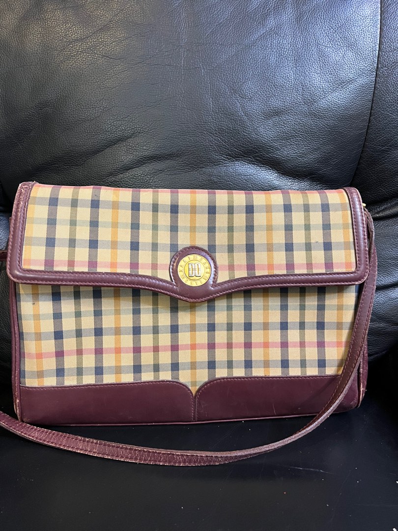Daks authentic sling bag 100% original, Fesyen Wanita, Tas & Dompet di ...