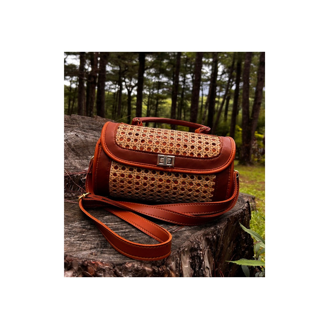 es.PINAS Solihiya Bag: Mayumi in Brown on Carousell