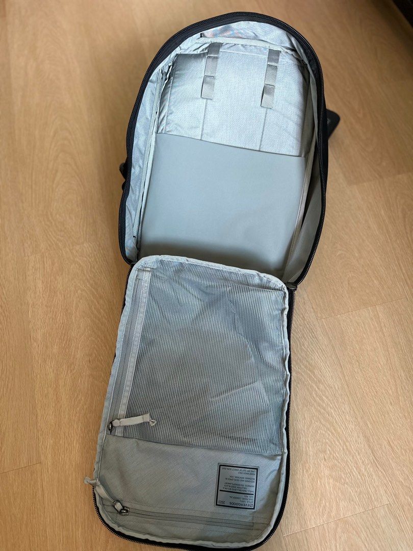 Evergoods Civic Panel Loader 24L V3 Backpack, Men's Fashion, Bags ...