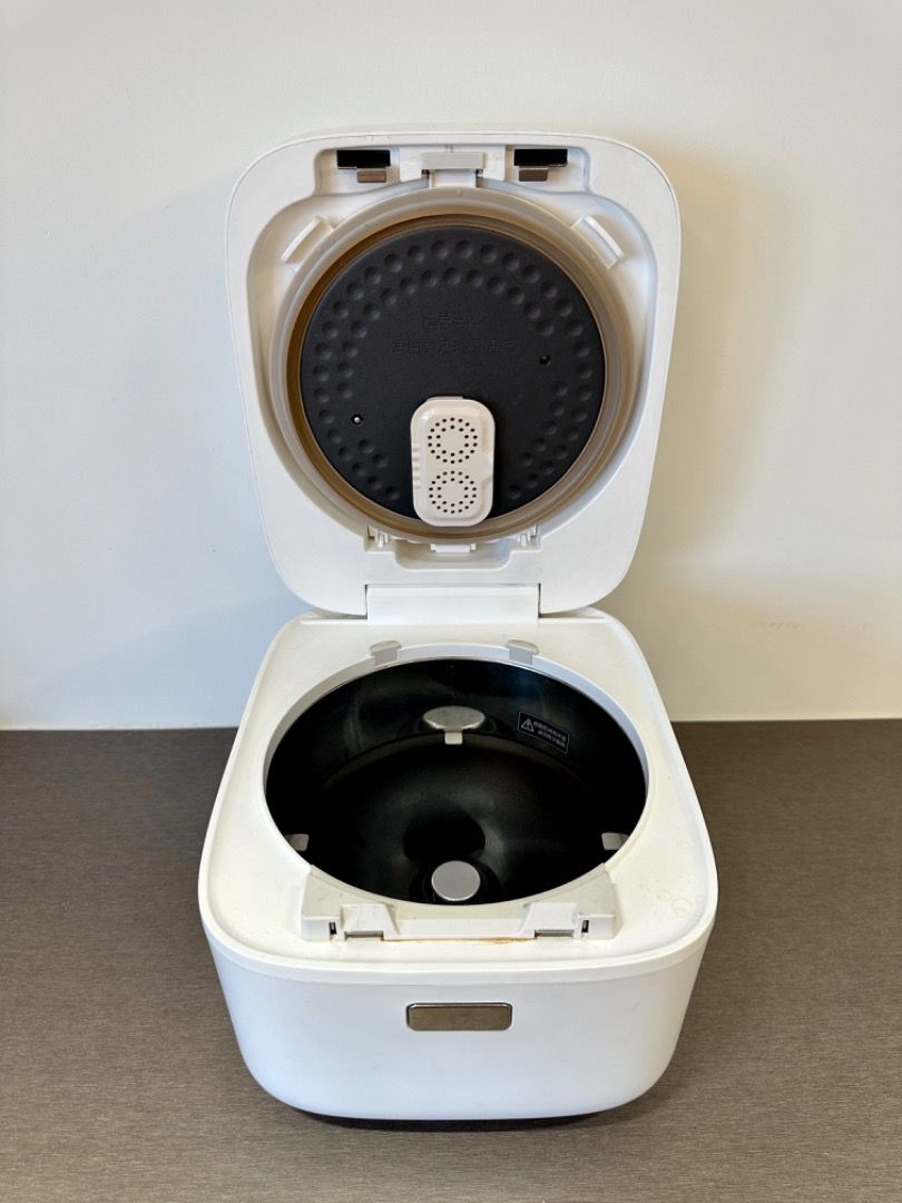 Faulty, For Scraps - Xiaomi MiJia Induction Pressure 3L Rice Cooker, TV ...