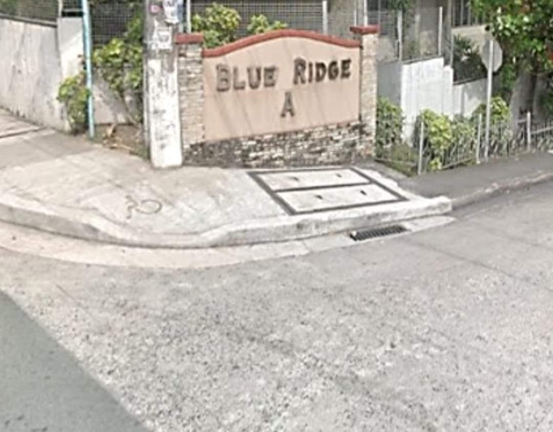 For Sale: Old house and Lot in Blue Ridge A, Qc., Property, For Sale ...