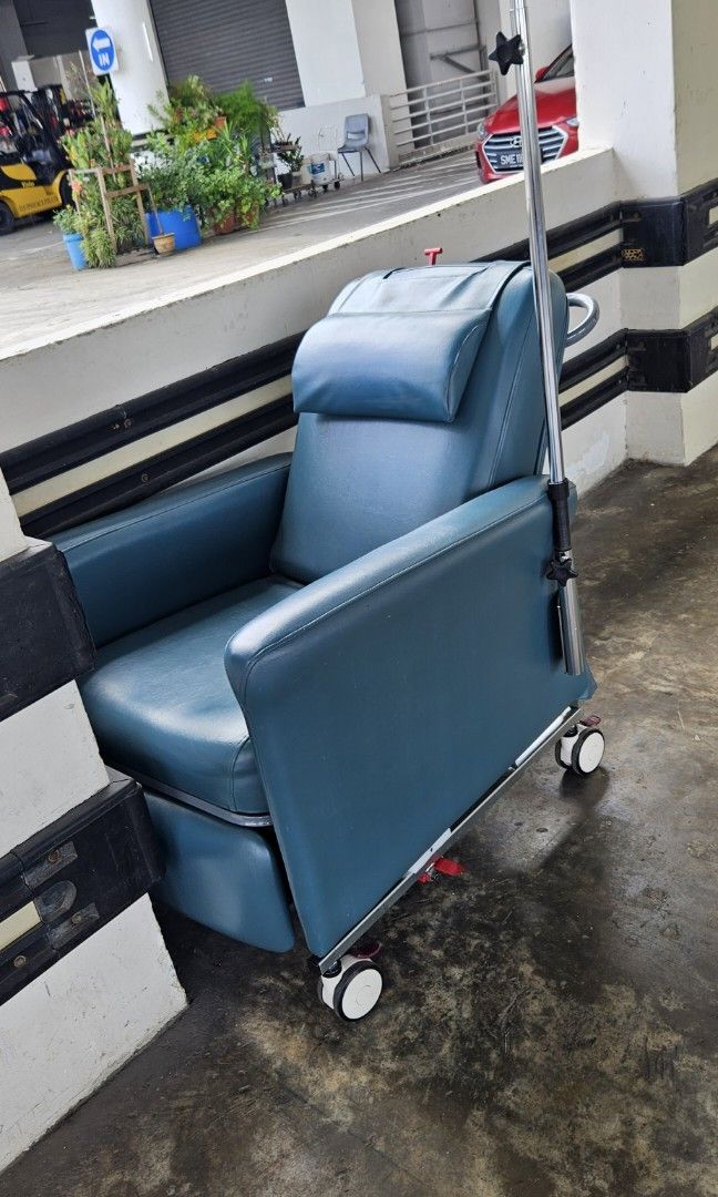 Fresenius medical treatment chair, Health & Nutrition, Assistive ...