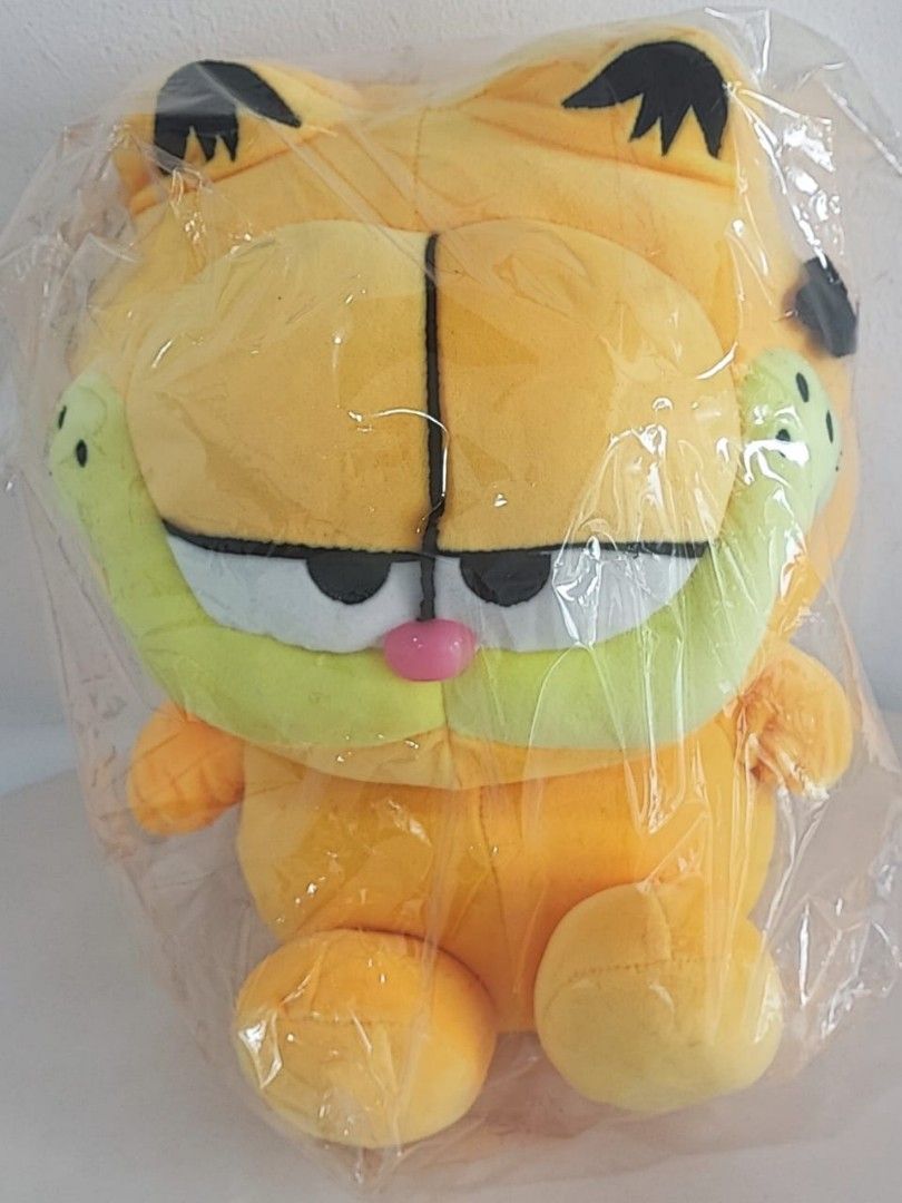 Garfield Cat Plush Toy, Hobbies & Toys, Toys & Games on Carousell