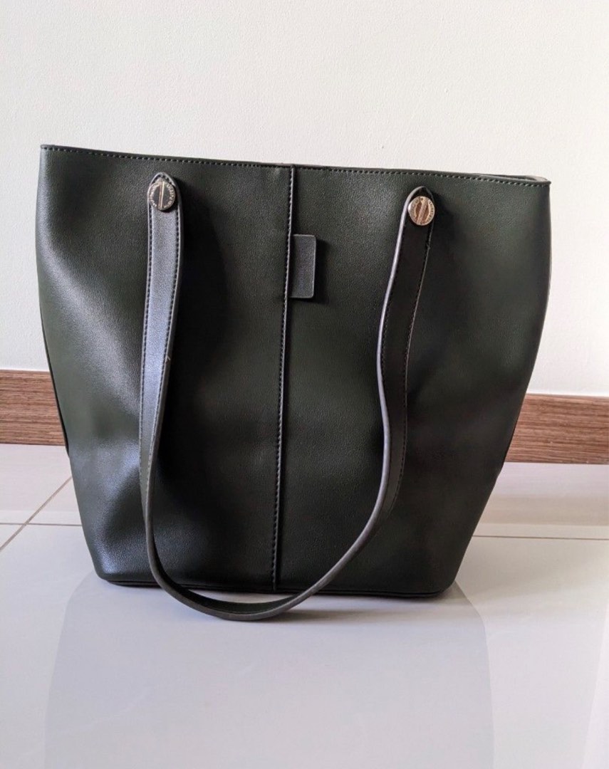 Hush puppies Leather Tote Bag, Women's Fashion, Bags & Wallets ...
